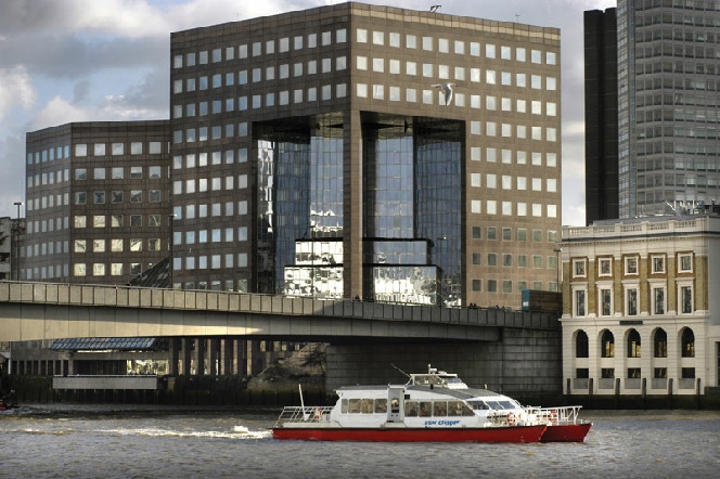 No.1 London Bridge. - The Hurst Group - Interior Fit Out