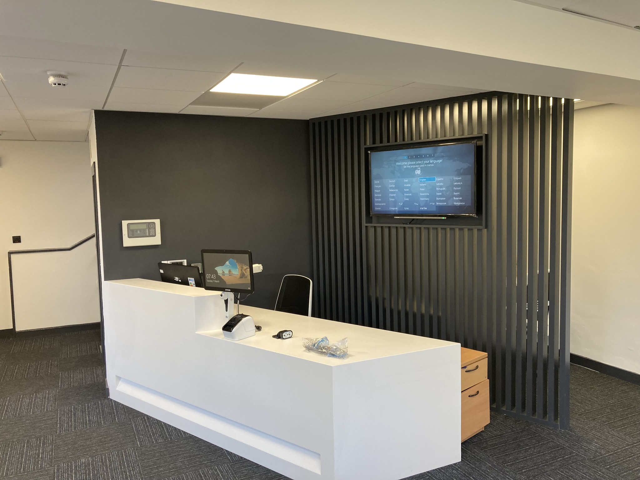 Hathershaw College - Reception Fitout - The Hurst Group - Interior Fit Out